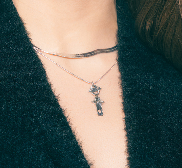 NECKLACES – MAIDEN / METAL